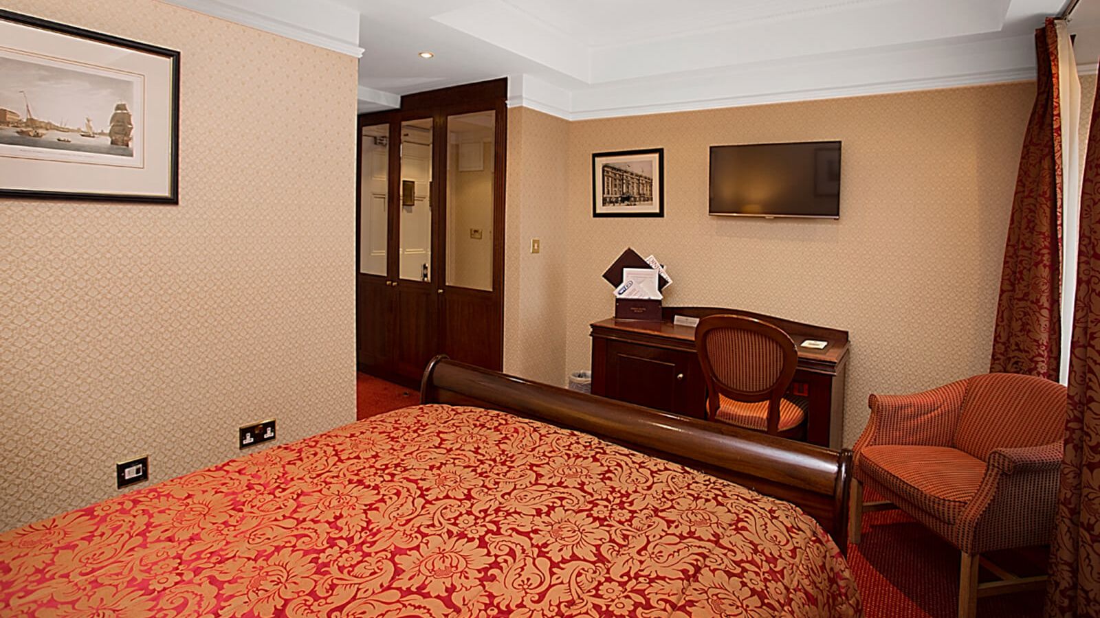 Accommodations in Dublin City Centre - Single Rooms | Wynns Hotel